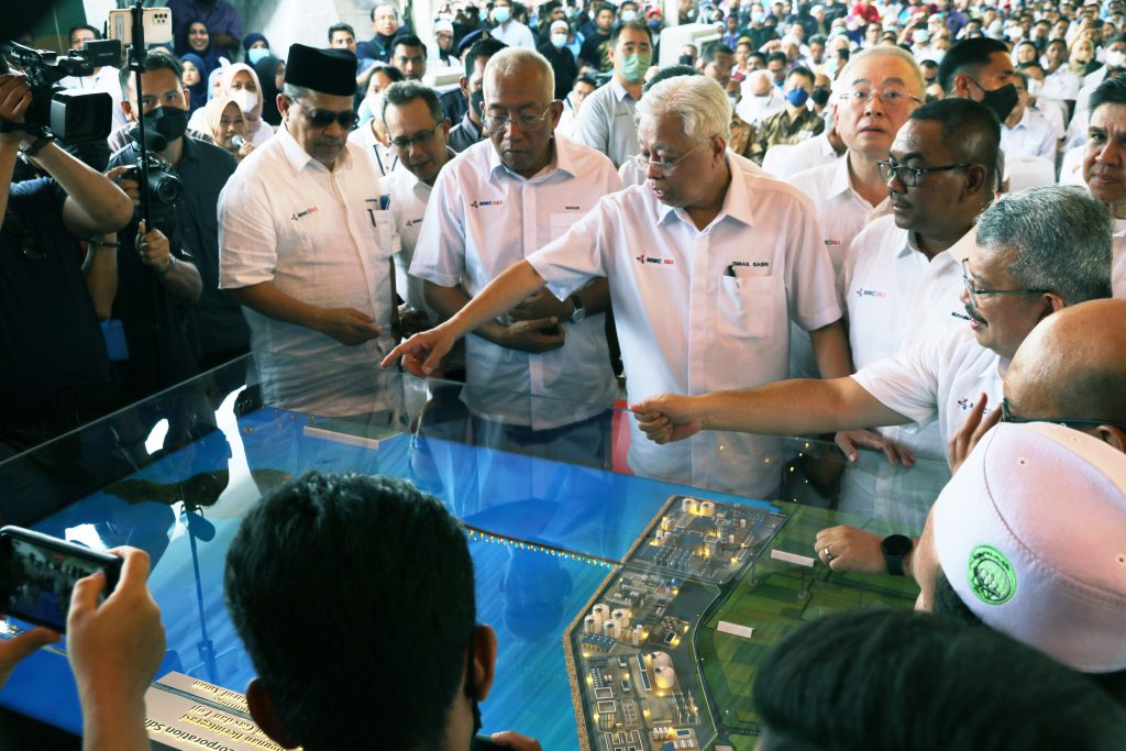 PRIME MINISTER YAB ISMAIL SABRI OFFICIATES PULAU BUNTING INTEGRATED ...