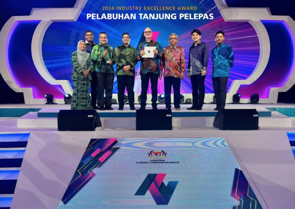 PORT OF TANJUNG PELEPAS WINS INDUSTRY EXCELLENCE AWARD 2024 - MMC Port