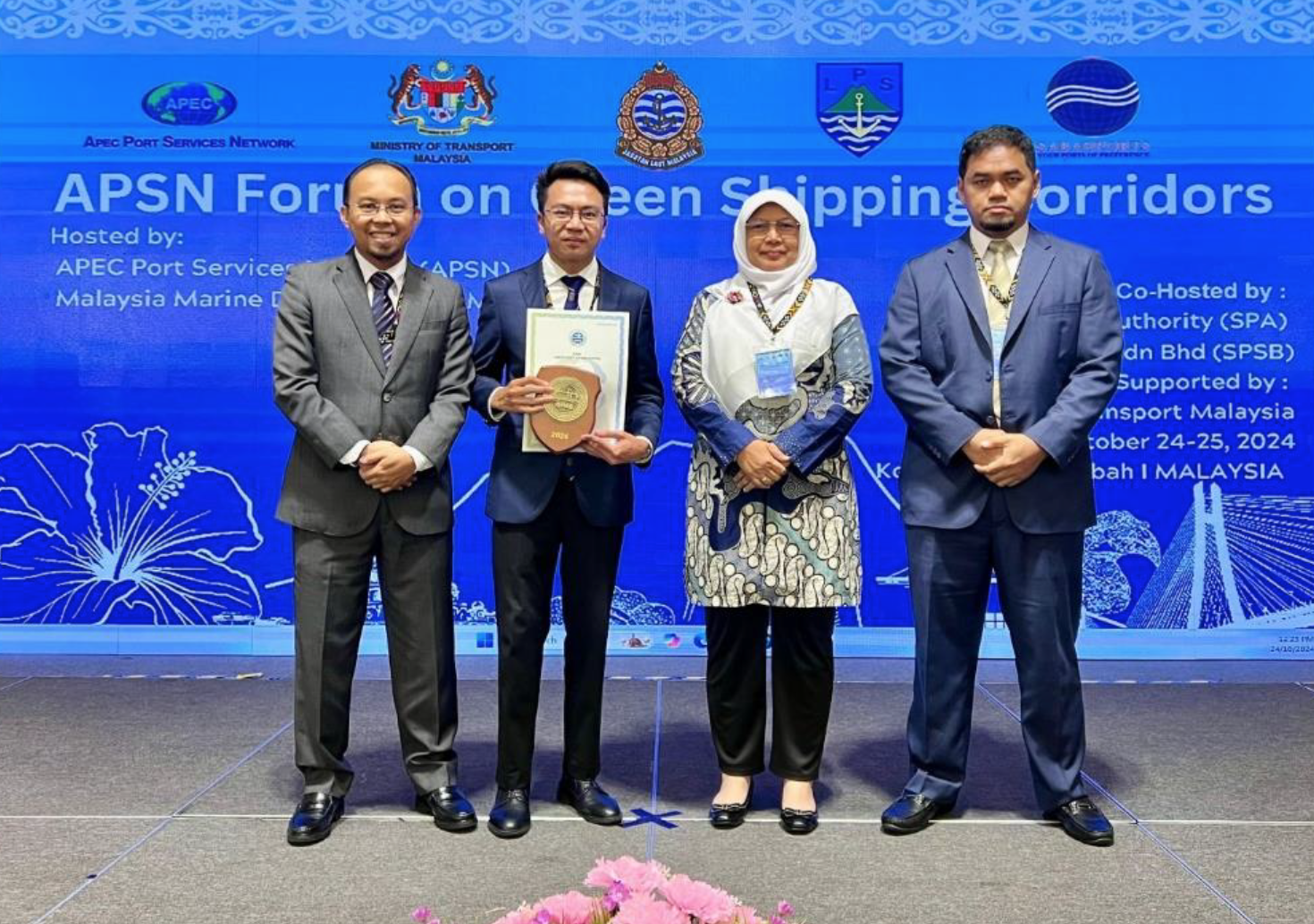 JOHOR PORT BERHAD WINS GPAS 2024 AWARD, COMMITTED IN GREEN PORT ...