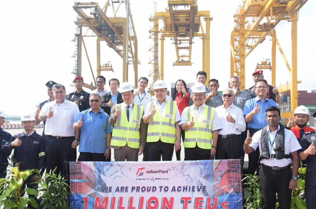 JOHOR PORT HANDLES RECORD CONTAINER VOLUME OF 1 MILLION TEUS IN 2019 ...