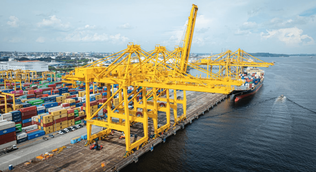JOHOR PORT WELCOMES THE ARRIVAL OF TWO NEW QUAY CRANES TO FURTHER ...